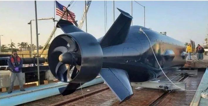 中国超大型水下无人潜航器亮相中东防展，性能远超美军同类产品？ - 知乎