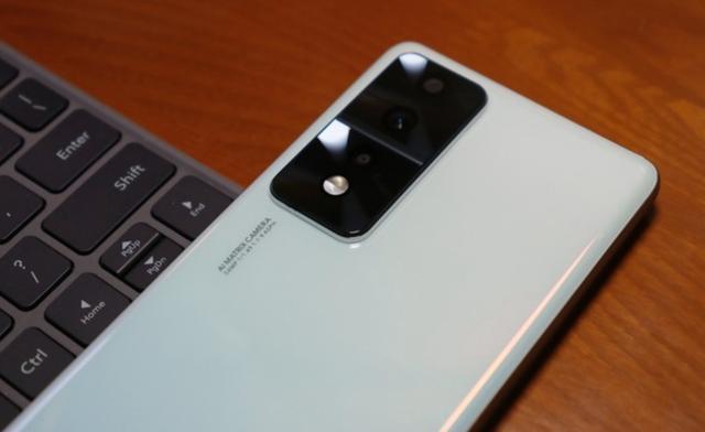 荣耀80 GT：从3299元降至2069元，不要利润也要清仓 - 知乎