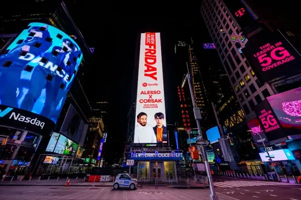 专访 | CORSAK胡梦周：我这五年没白过 - 知乎