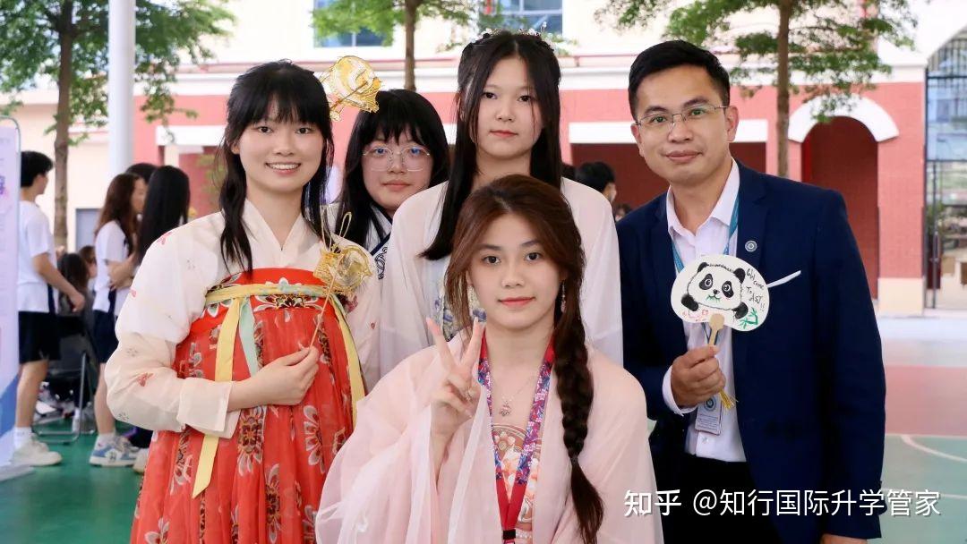 身着华服“趁墟”，ASJer沉浸体验传统优秀文化 - 知乎