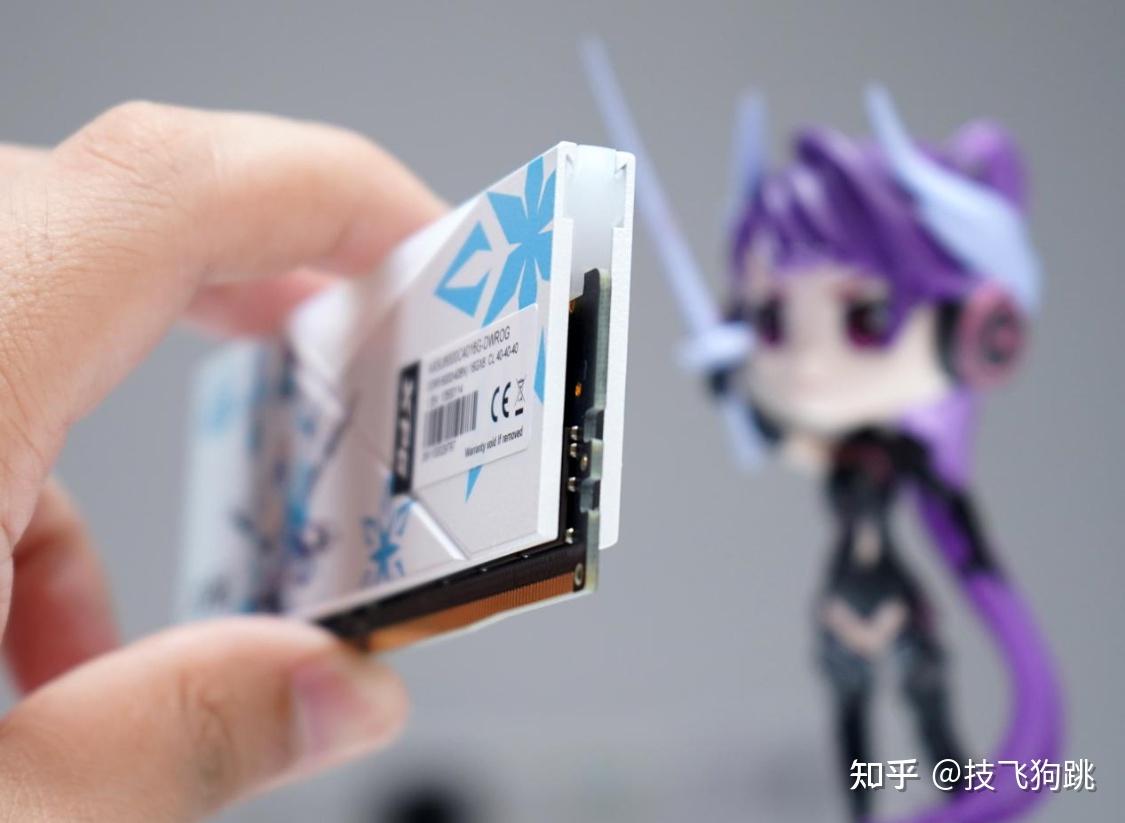 Z690吹雪主板颜值搭档：XPG龙耀DDR5吹雪联名内存评测 - 知乎