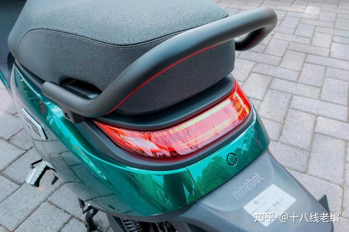号称优化N系列所有短板，九号M95C电摩评测：107km+解决死亡摇摆 - 知乎