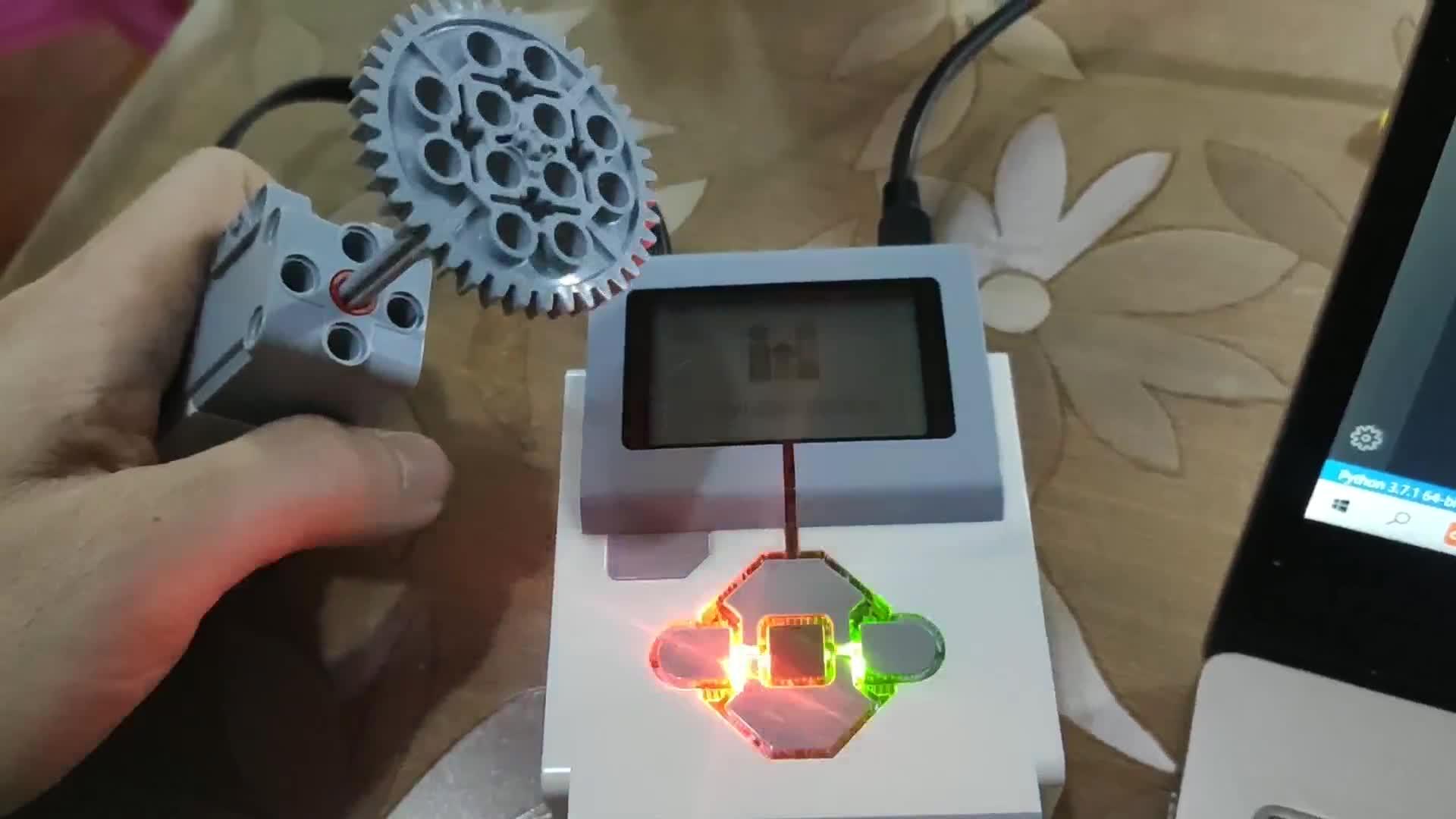 Python控制乐高EV3，以及VSCODE环境配置 - 知乎