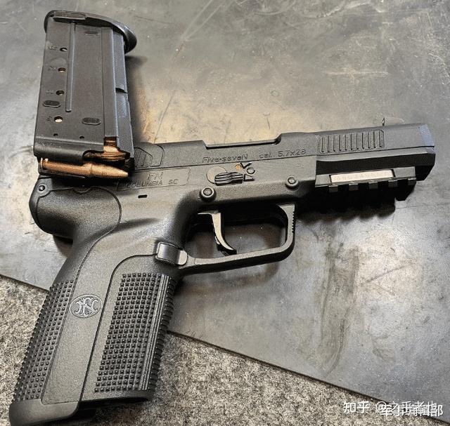 防弹衣在它面前像纸一样，浅谈比利时FN57手枪，刷新手枪新概念 - 知乎