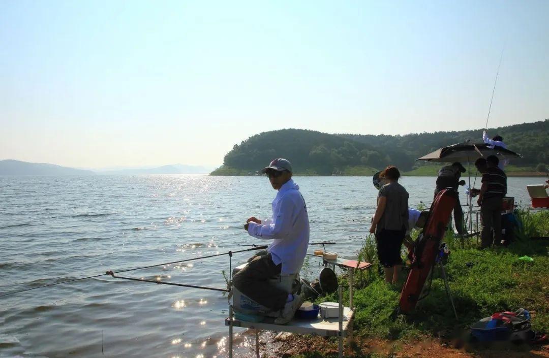 惊悚！男子野钓发现这个东西，好心人纷纷劝他离开 - 知乎