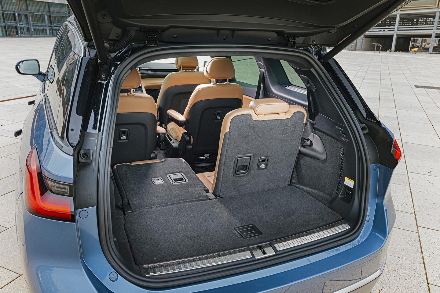 你好，Nomi：蔚来ES8 - 知乎