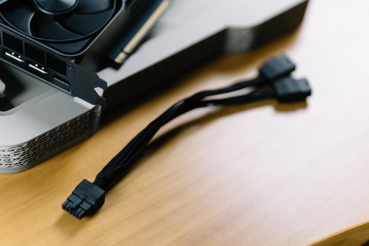 NVIDIA GeForce RTX 5070首发评测：让2K高帧游戏变成主流，DLSS 4性价比凸显 - 知乎