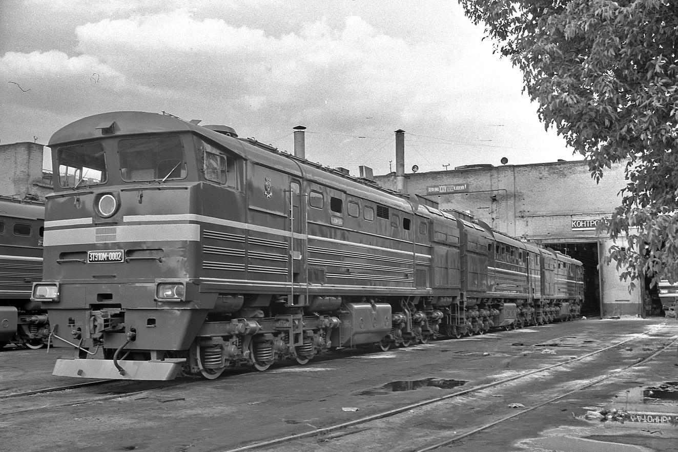 【科普】【扩展】“多截棍破鼻子”——TE10M型、TE10S型及TE10U型内燃机车 - 知乎