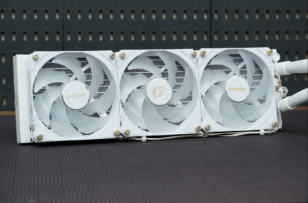 散热强劲 性能王者 七彩虹 iGame GeForce RTX 4090 Neptune OC本站首晒 - 知乎