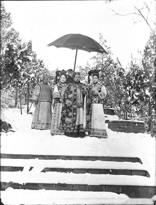 慈禧的“老照片”，被美国博物馆收藏至今，这才是她的真实容颜 - 知乎