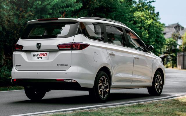 宝骏首款6座MPV，轴距2米75仅5w多，上市首月销量破万，新款来袭 - 知乎