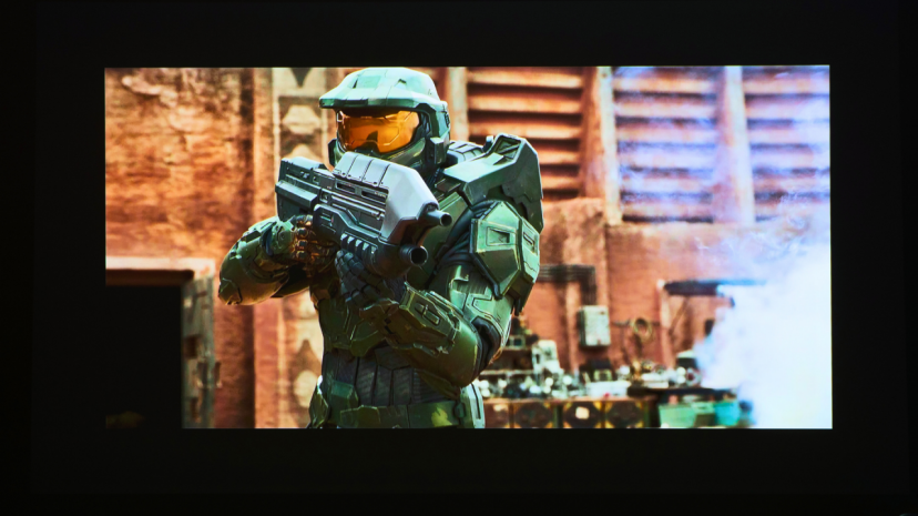 大眼橙X7D Ultra评测：旗舰巨幕高亮真彩，畅享极致观影体验 - 知乎