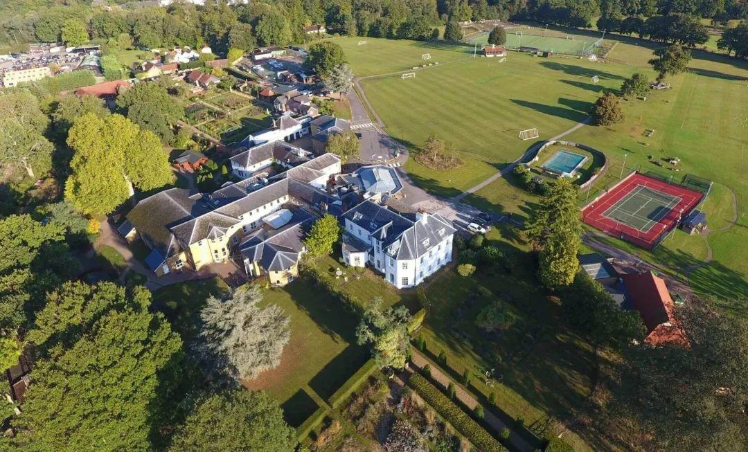 英国霍格罗夫预备小学Hall Grove School - 知乎