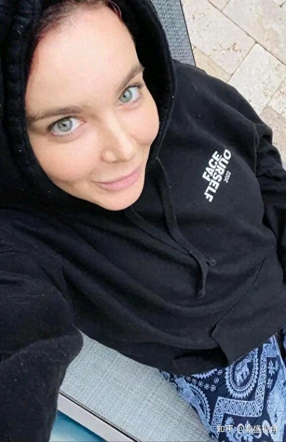 娜塔莎·尼斯 (Natasha Nice)法国和美国双血统的，业界著名女演员 - 知乎