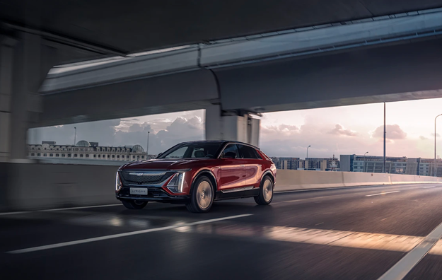 LYRIQ全解析|出手即惊艳，锐歌HoLCA功能让驾驶更轻松 - 知乎