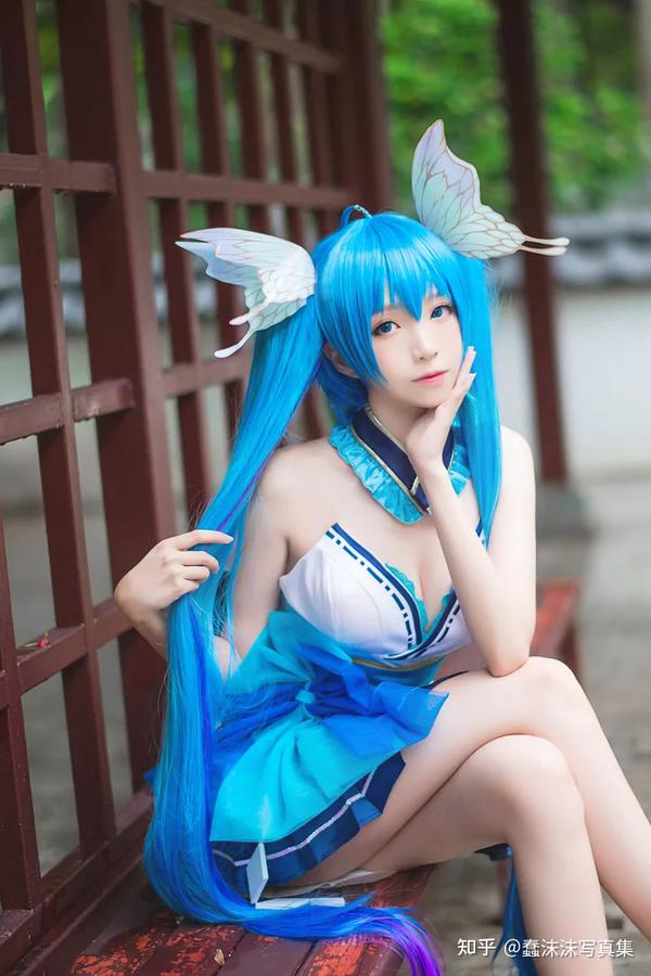 青青子js全部cos图片合集 - 知乎