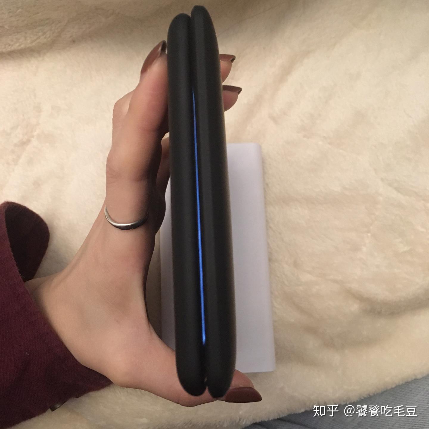 Kindle pw3和pw4（已出）实机对比 - 知乎