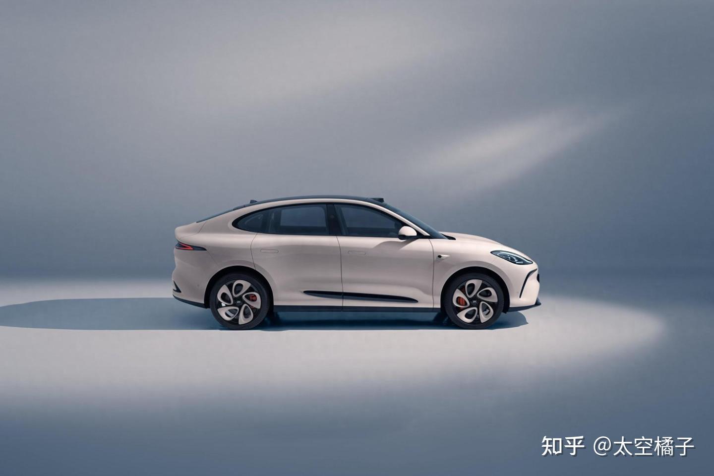 智己LS7、LS6、L7有什么区别？怎么选？ - 知乎