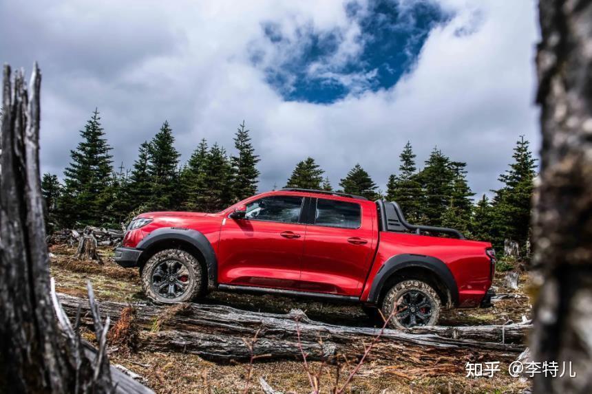 国产最强皮卡来了，长城炮6x6版专利曝光，有望加入3.0T的V6动力 - 知乎