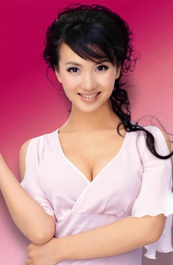 中国胸部最美的十大女明星 - 知乎