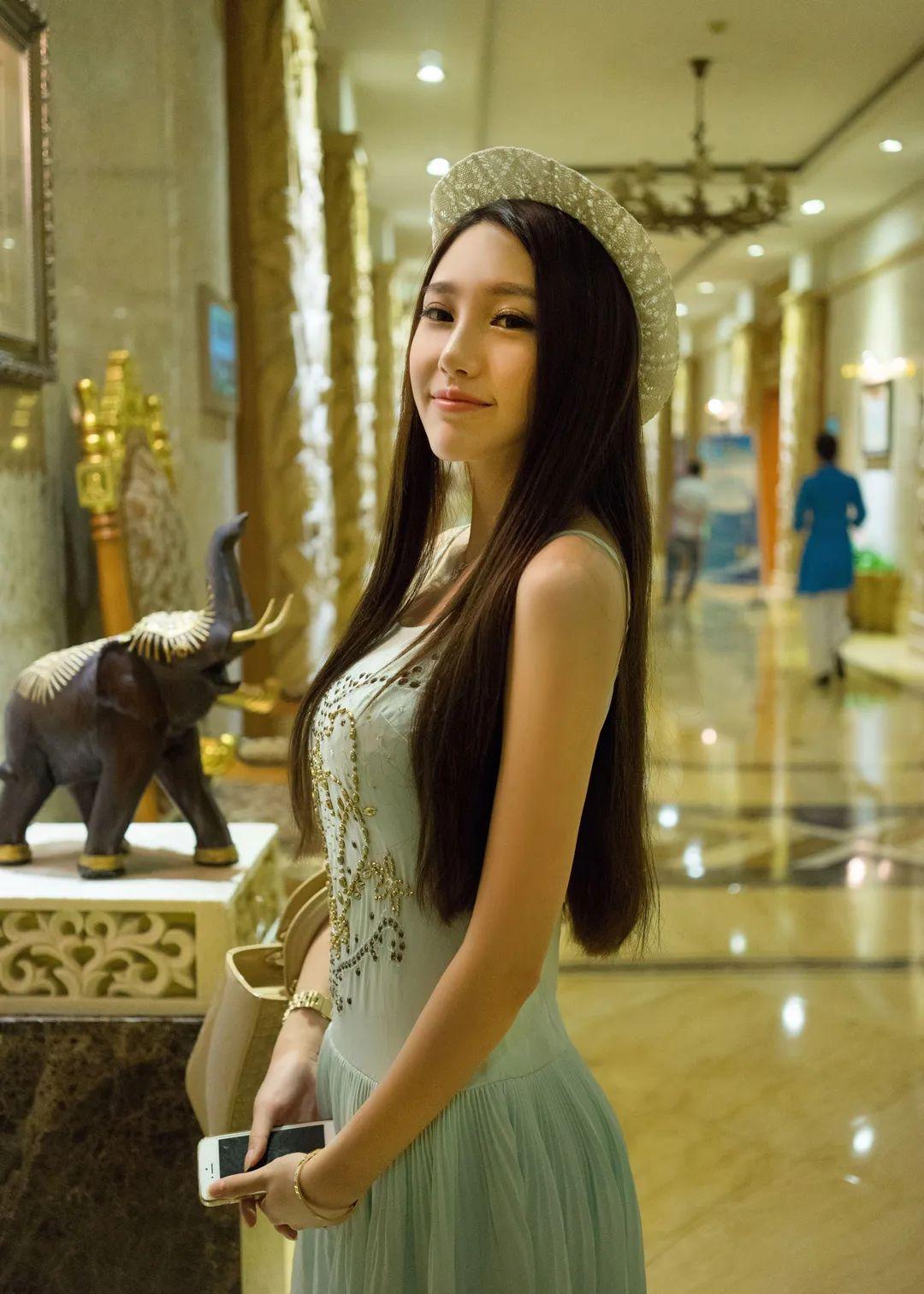 我的女朋友拍私房的时候被摄影师 知乎