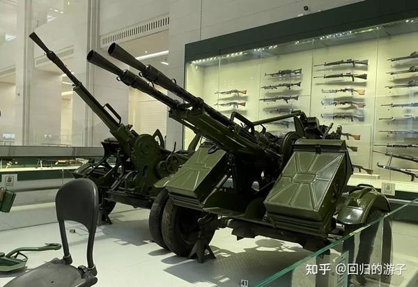 KPV重机枪有多猛？有史以来威力最大的重机枪，三秒击穿坦克 - 知乎
