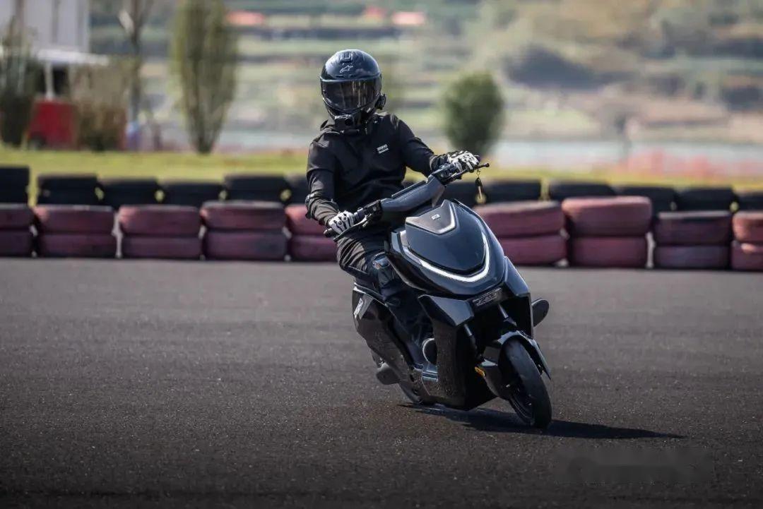 极核AE5i问世，为何堪称电自"高性能新国标最后的绝唱"？ - 知乎