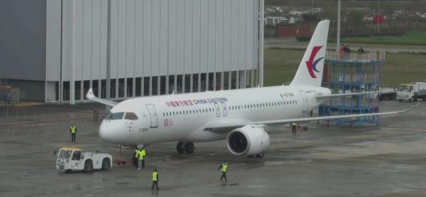 C919全球首架交付！中国人自己的大型客机终于来了 - 知乎