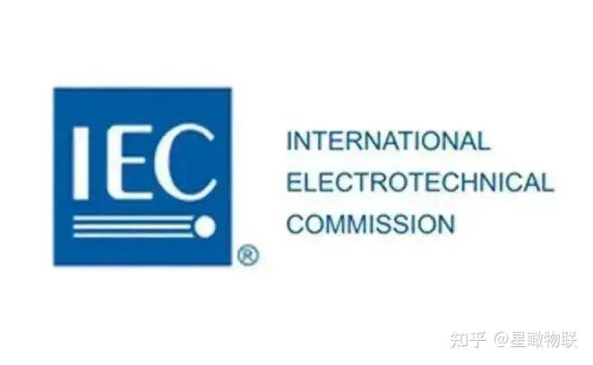 【星核知识】海上遇险如何求救？解码现代科技与传统信号编织的生命救援网 - 知乎