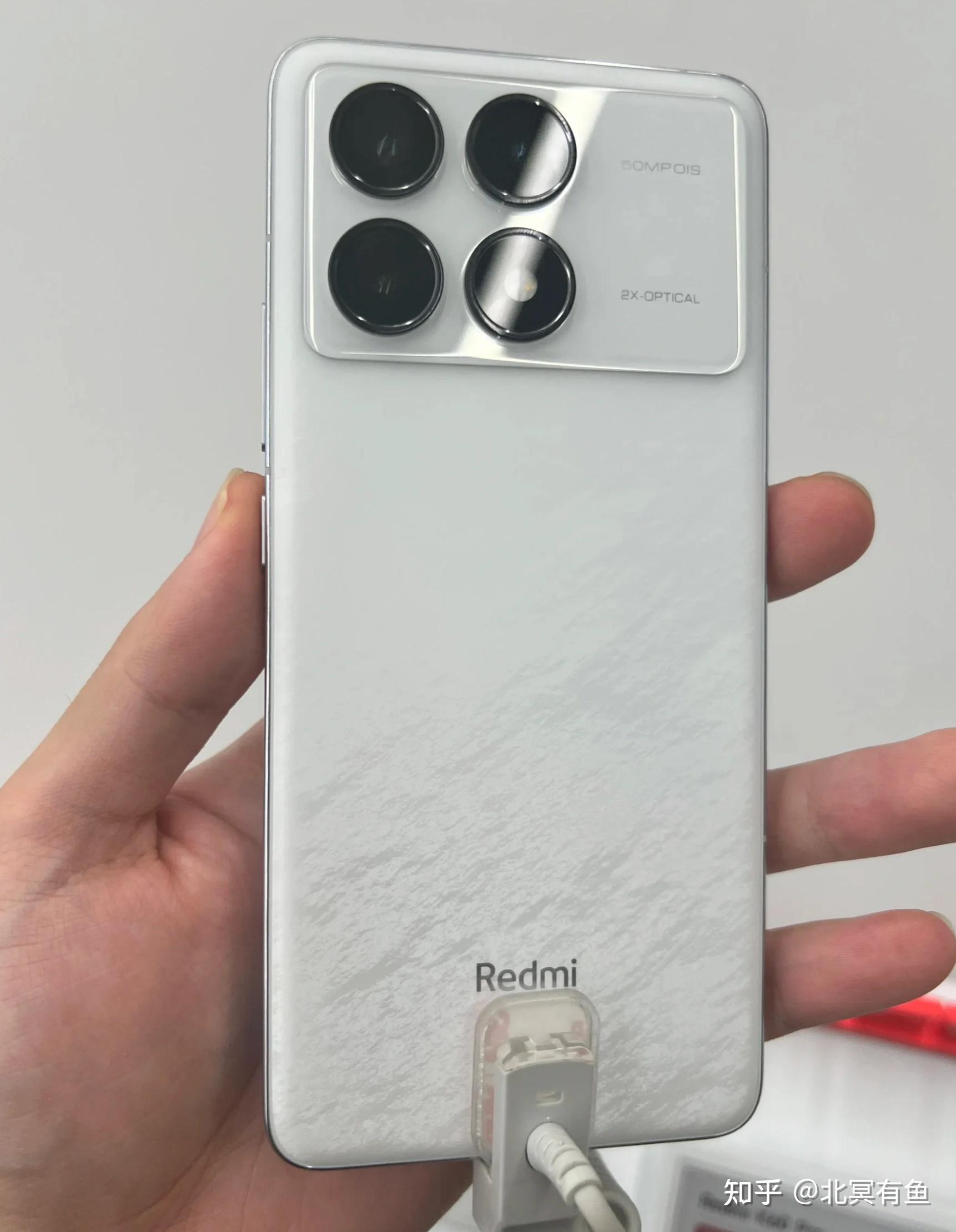 2024年货节、618、双十一红米k70和红米k70pro对比怎么选？