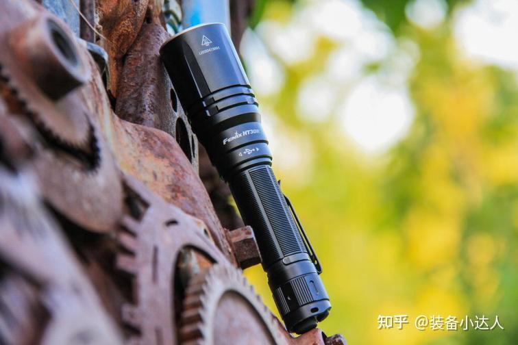 评测|Fenix HT30R白激光手电：划破长空、撕裂黑夜 - 知乎