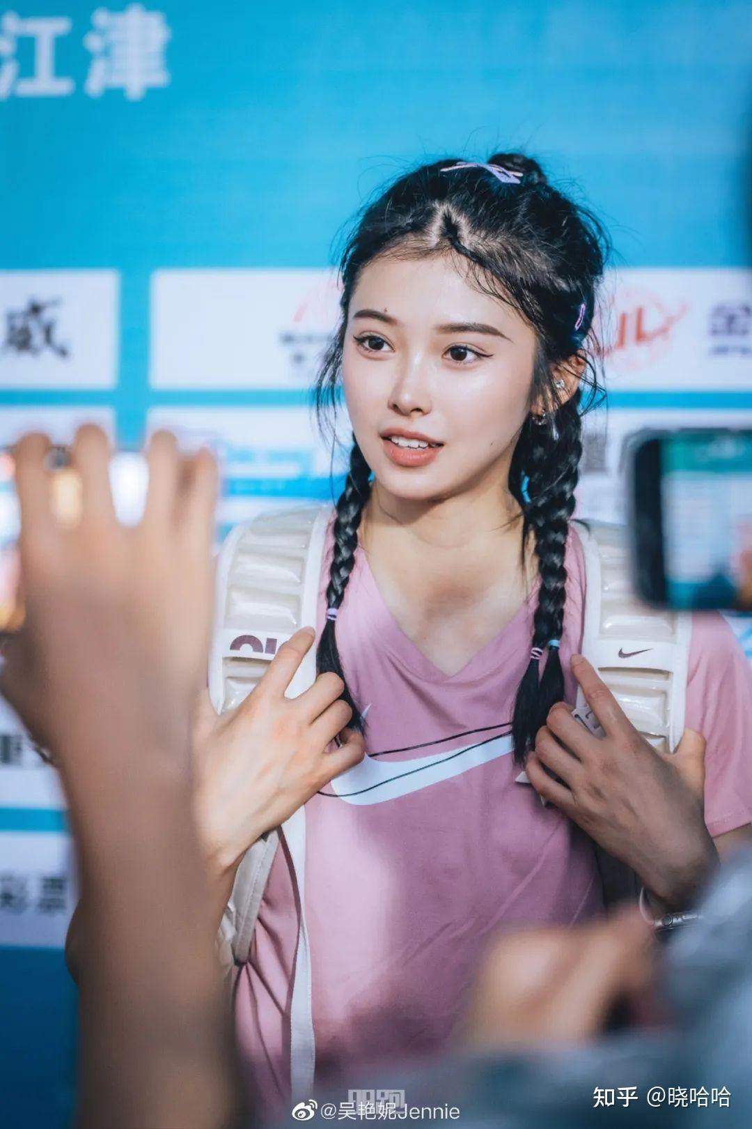 191cm“成都大运会第一帅”出现了，又A又欲八块腹肌：这颜值不出道可惜了！ - 知乎