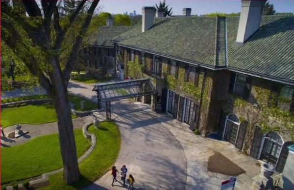 【留学硕士绿色通道】加拿大约克大学硕士绿通开启，加拿大第三大综合大学 - 知乎