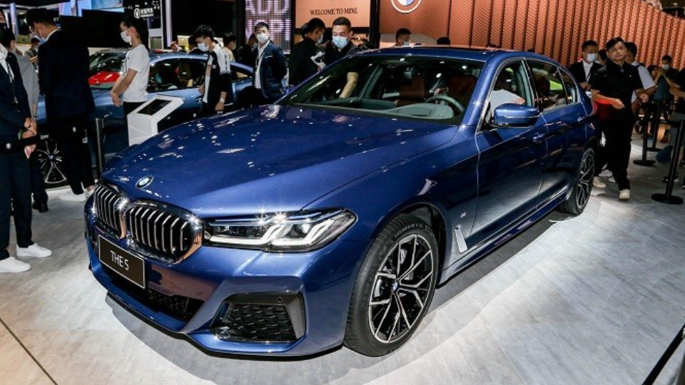 新款宝马530Li上市，领先型够用/豪华型完美，值得多花4万吗？ - 知乎