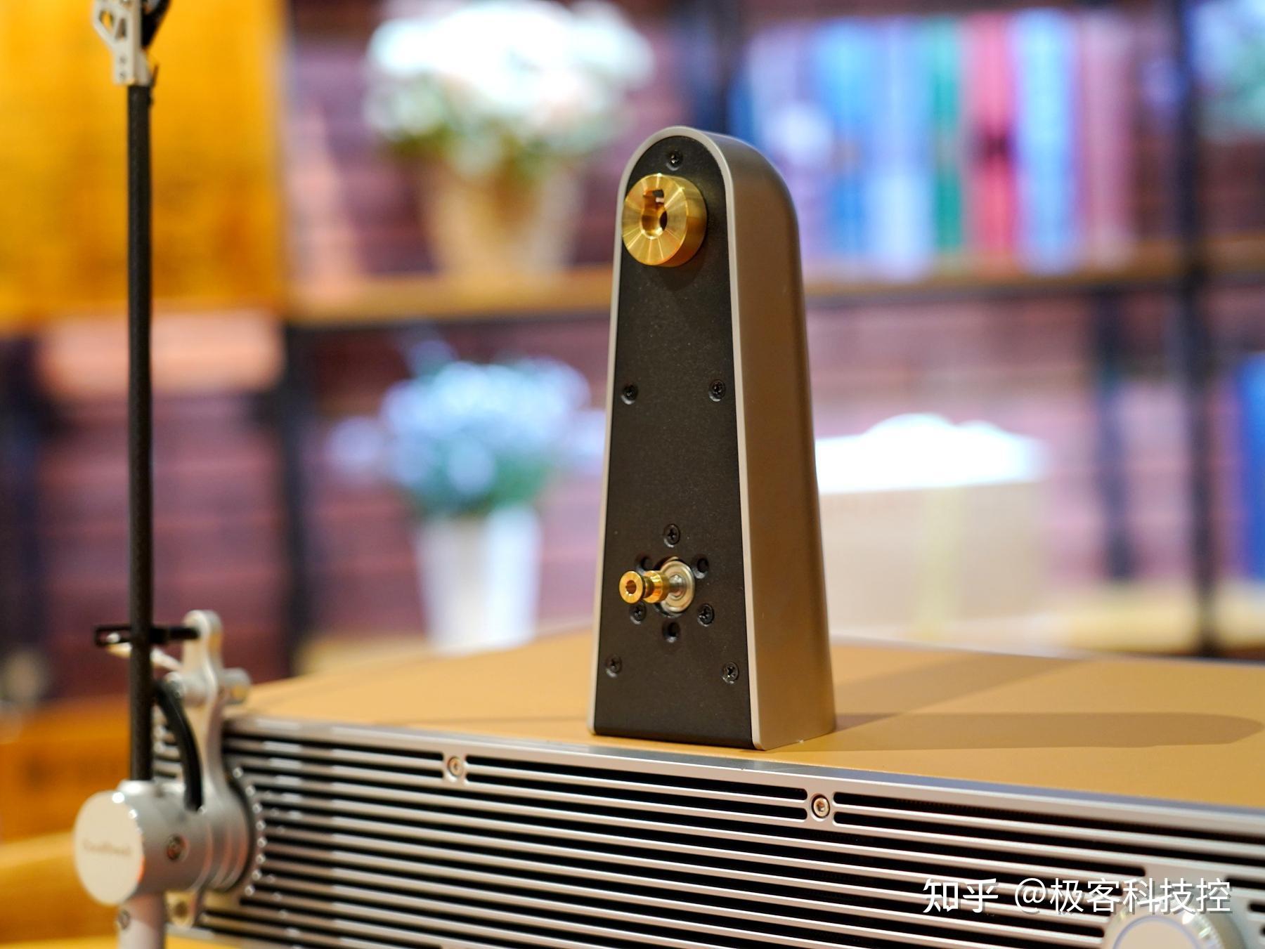 复古与现代思维融合，CoolGeek VS-01黑胶唱片机，生活要有仪式感 - 知乎