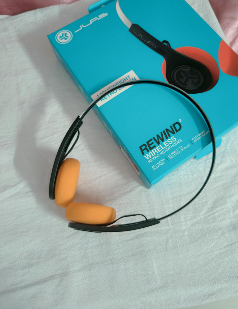 欢迎来到80年代，耳机发烧友必备的复古蓝牙耳机——JLab Rewind 2 - 知乎