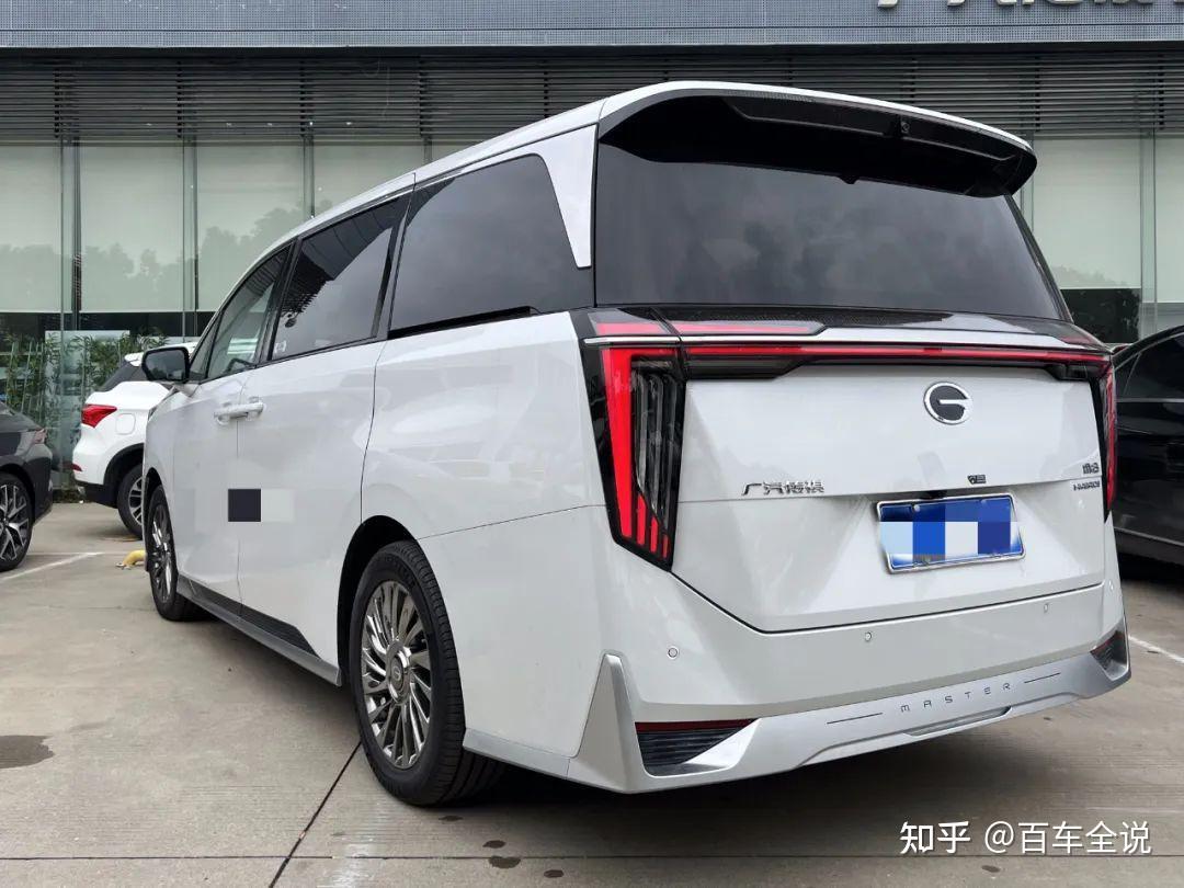 探店丨腾势D9&传祺M8：国产混动MPV该怎么选？ - 知乎