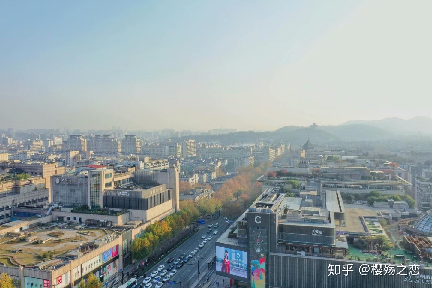 湖滨银泰in77有多好逛？地下完全不输于地面，像进入了美丽新世界 - 知乎