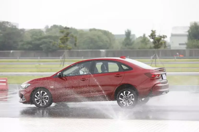 朝阳RP76，不偏科的模范好轮胎 - 知乎