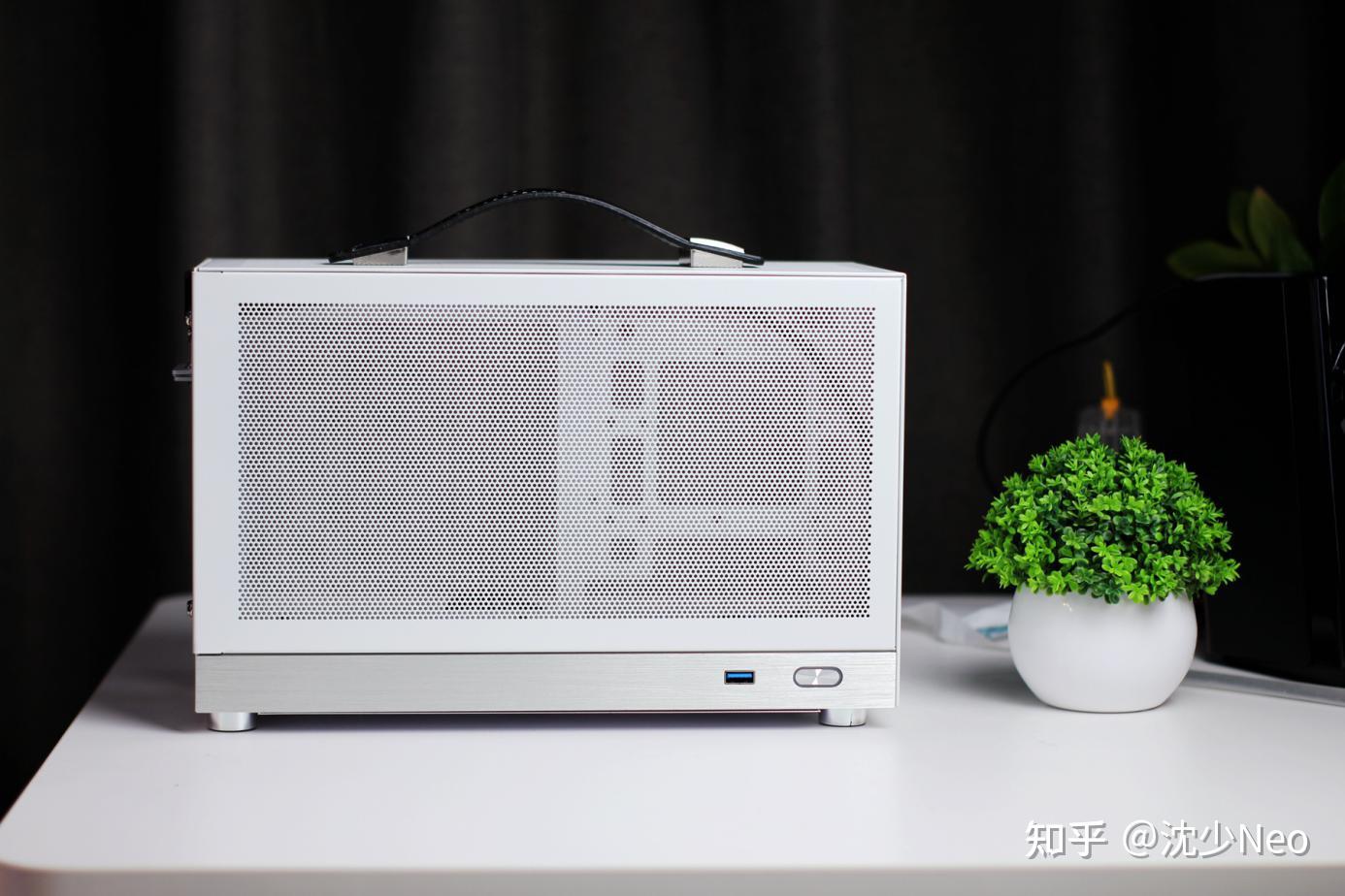 可以直接拎走的ITX小钢炮！闪鳞S400装机实测体验 - 知乎