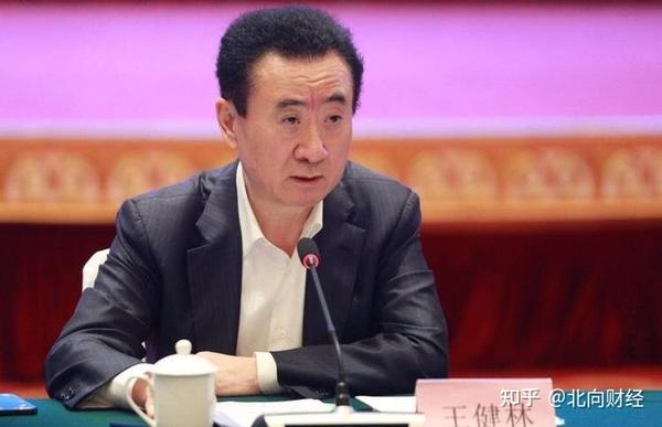 万达广场和万达电影遭甩卖!69岁的王健林,为何“越赌越输”? 知乎