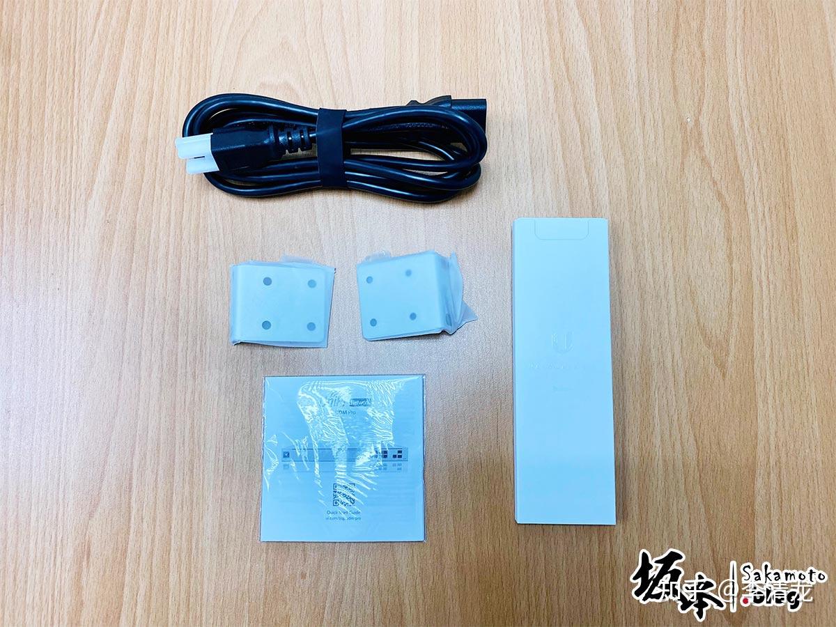 像极了梦幻！UniFi Dream Machine 系列UDM & UDM Pro 开箱评测 - 知乎