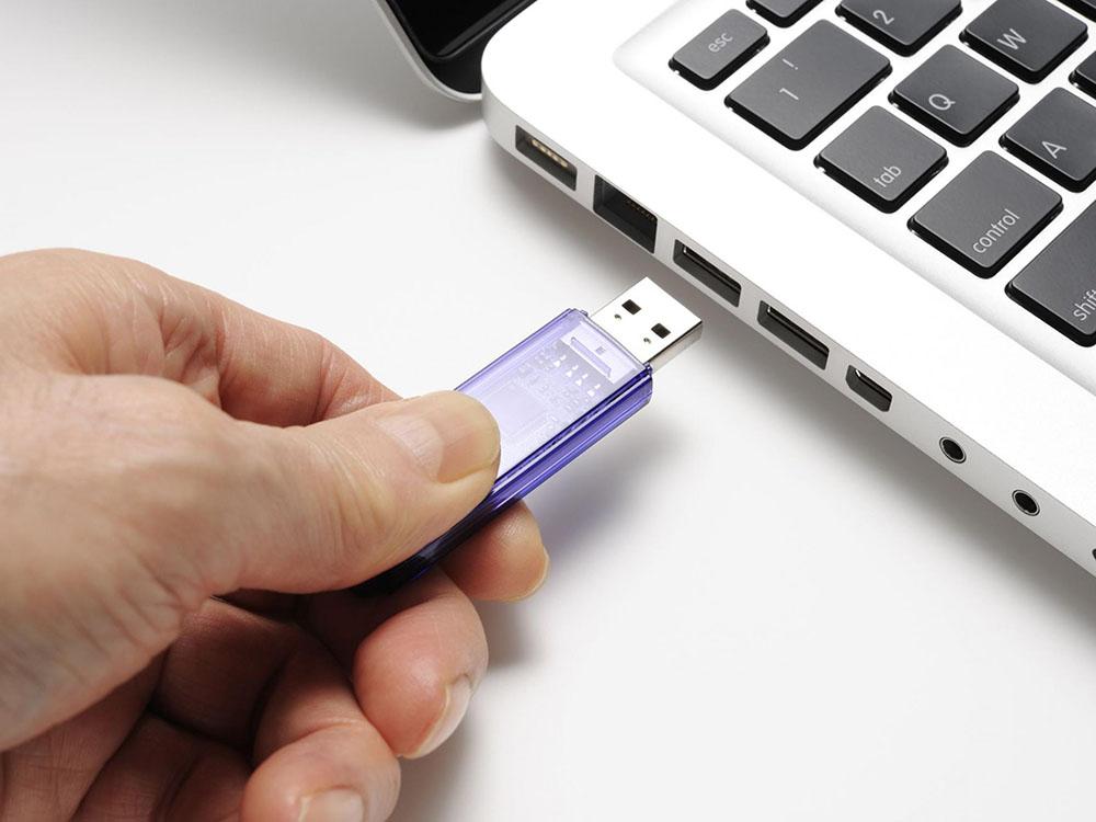 装机技巧系列（一）：用U盘制作自己的PE工具箱 - 知乎