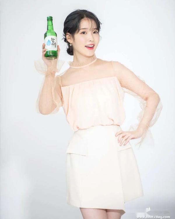 IU近期INS更新照片 - 知乎