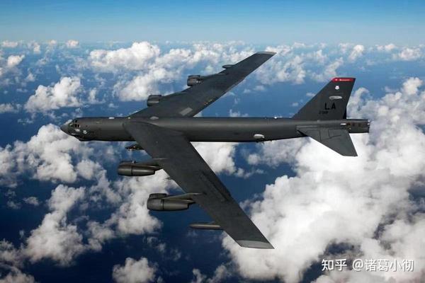 B52轰炸机诞生70年，仍是美军主力，换装升级后还要再战30年 - 知乎