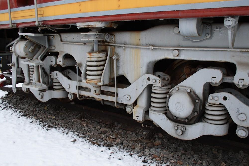 【铁道科普】苏联铁路第一种准高速干线客运内燃机车——TEP60型 - 知乎