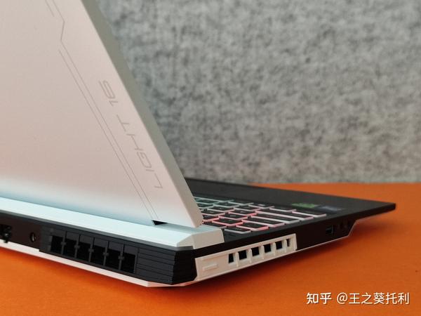 机械师曙光16Pro上手使用及测评：一款搭载英特尔第13代酷睿处理器+RTX4060独显的超酷炫游戏本！ - 知乎