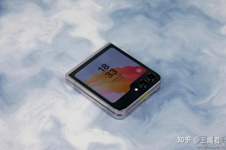 三星Galaxy Z Flip5评测：变化不小，惊喜也很多 - 知乎