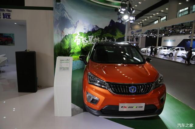 实拍长安汽车CS15 EV400，10万级别都市精灵纯电SUV！ - 知乎