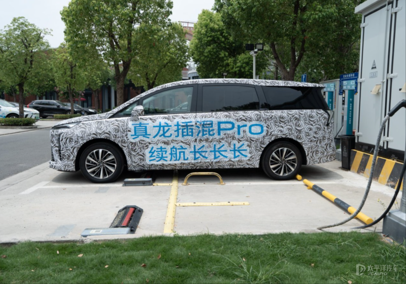 全新GL8陆尊实测谍照曝光！综合续航1450km+5C超充，还有啥？ - 知乎